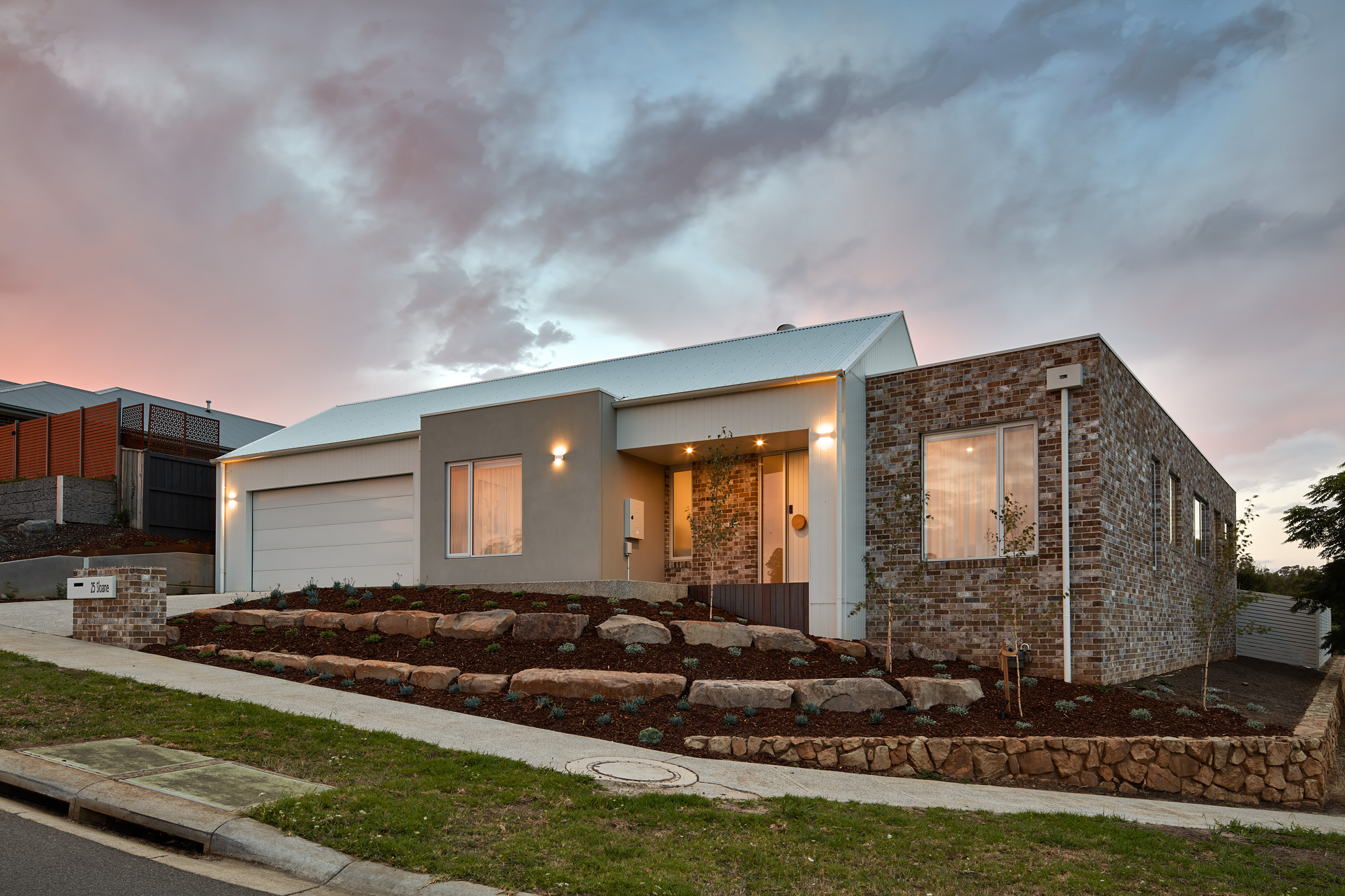 Sloane Square, Drouin